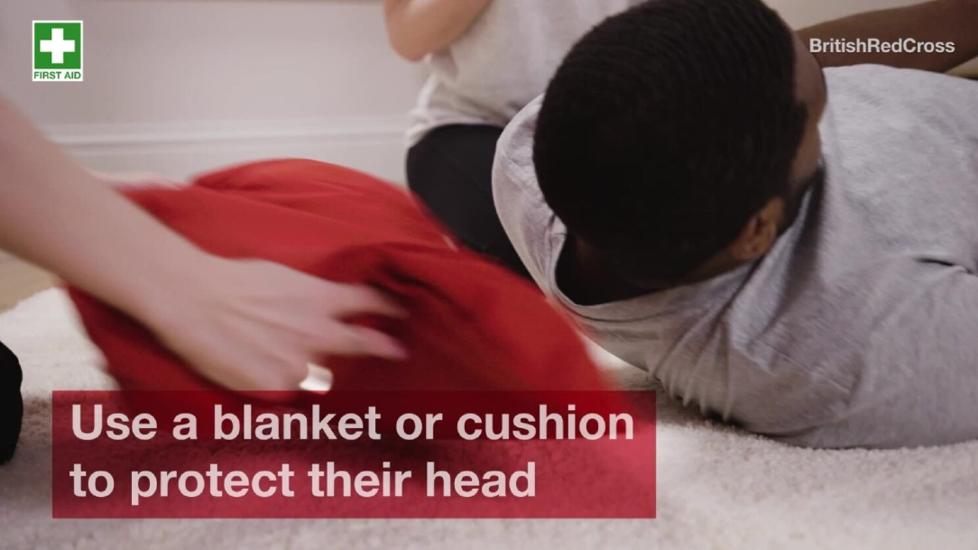 Learn first aid for a seizure | British Red Cross