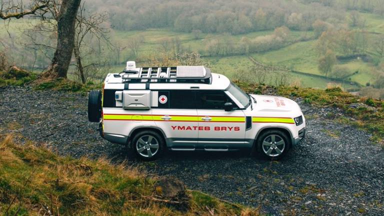 Land Rover partnership | British Red Cross